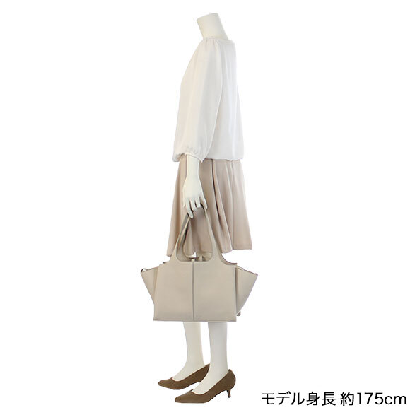 CELINE(セリーヌ)トリフォルドスモール | 商品詳細 | 【公式 CELINE(セリーヌ)トリフォルドスモール | 商品詳細 | 【公式